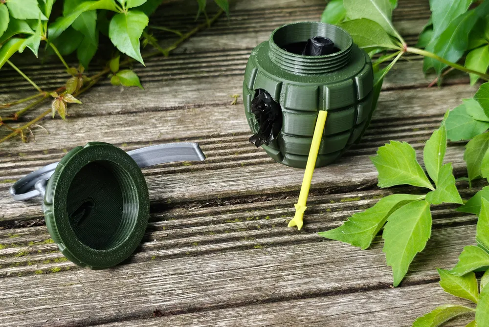 Warrior's poop bag holder by dom_reloaded - MakerWorld