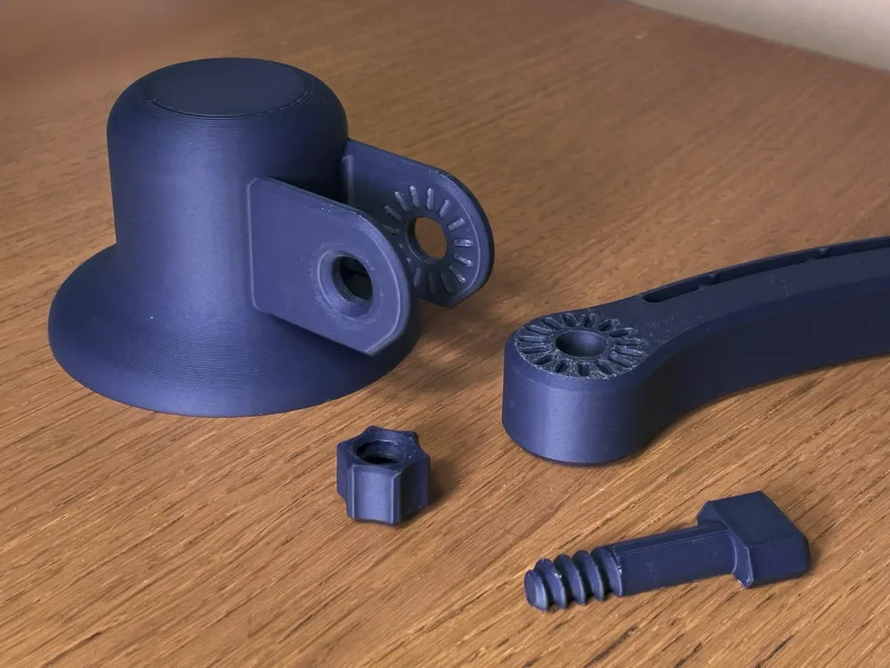 Adjustable Desk Lamp - Free 3D Print Model - MakerWorld
