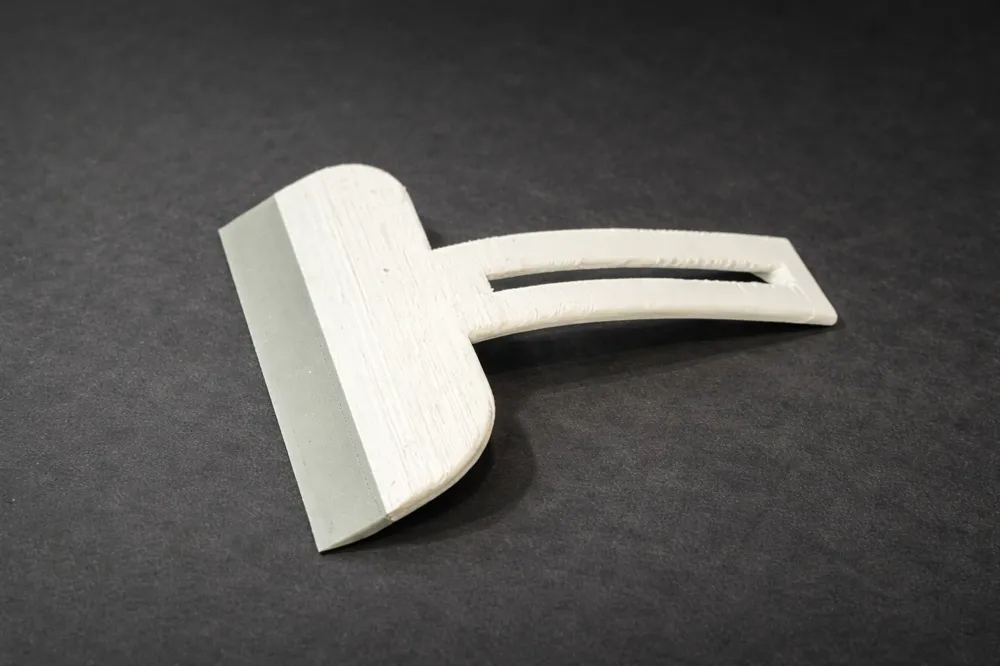 Squeegee - Small - Free 3D Print Model - MakerWorld