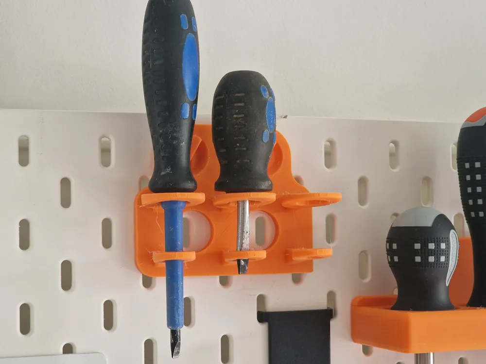 Re-Skadis Universal Screwdriver Holder (T-Clip) by cmjpask - MakerWorld