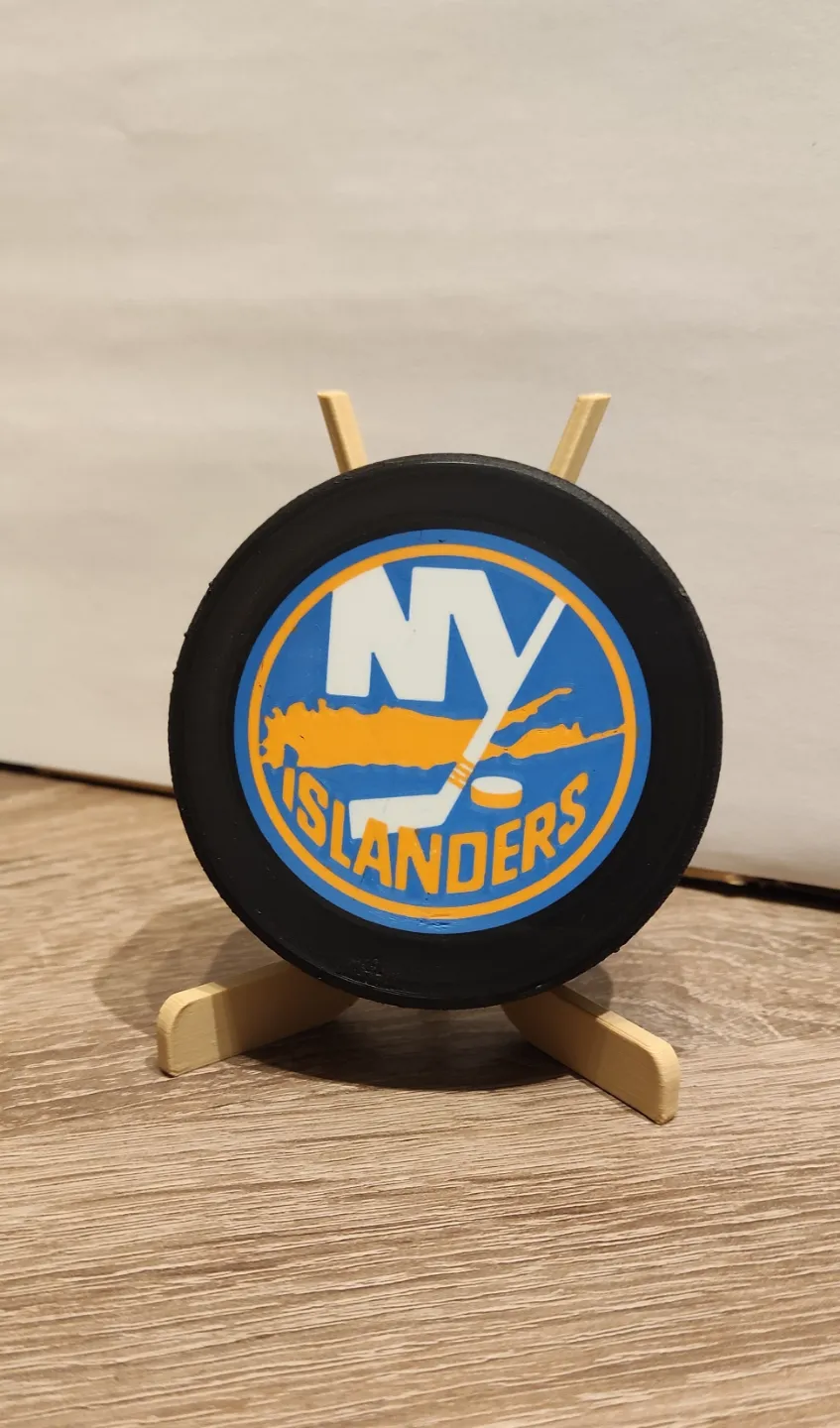 New York Islanders puck NHL by Carlson - MakerWorld