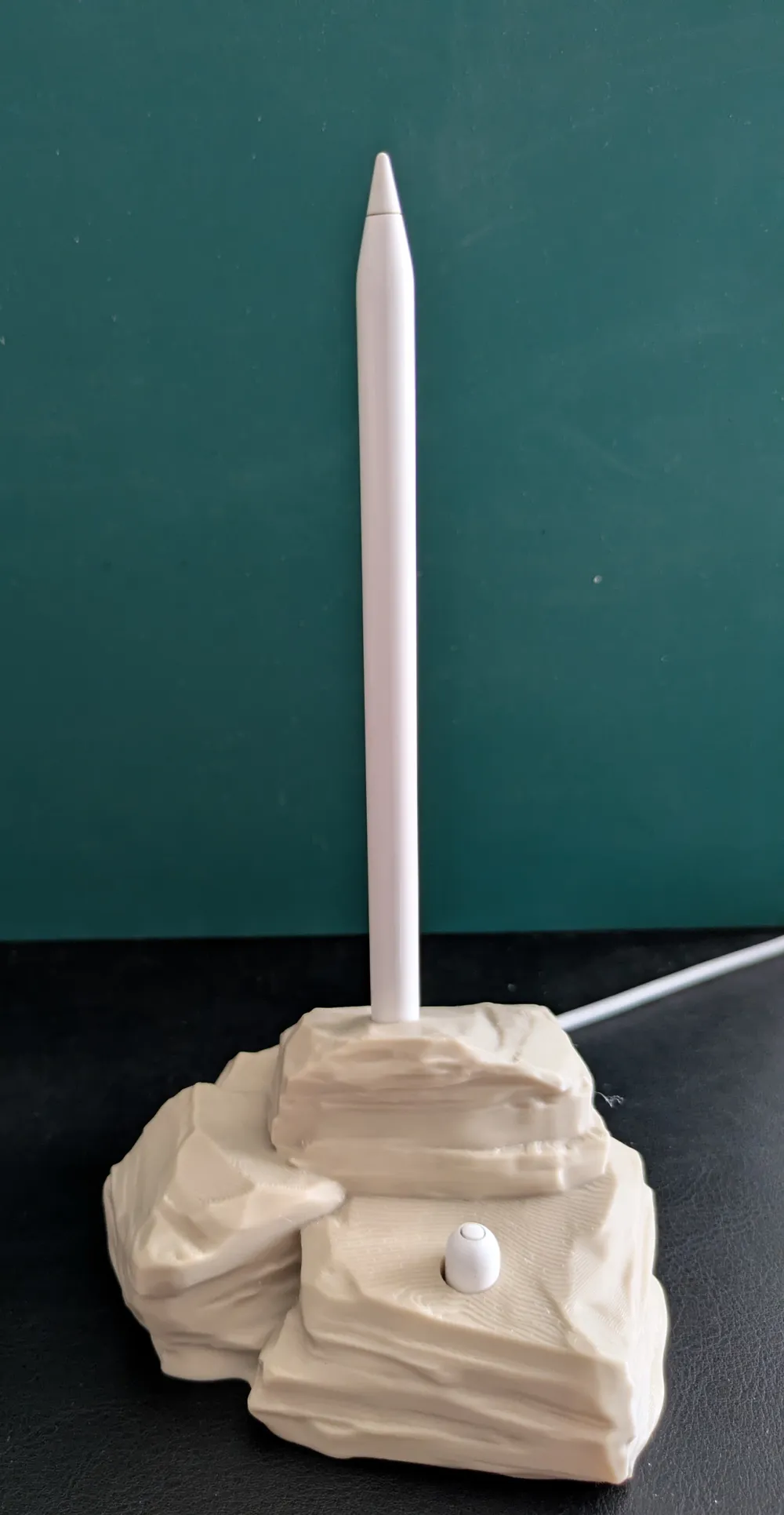 Rock Apple pencil charging dock by blwfsh MakerWorld: Download Free 3D ...