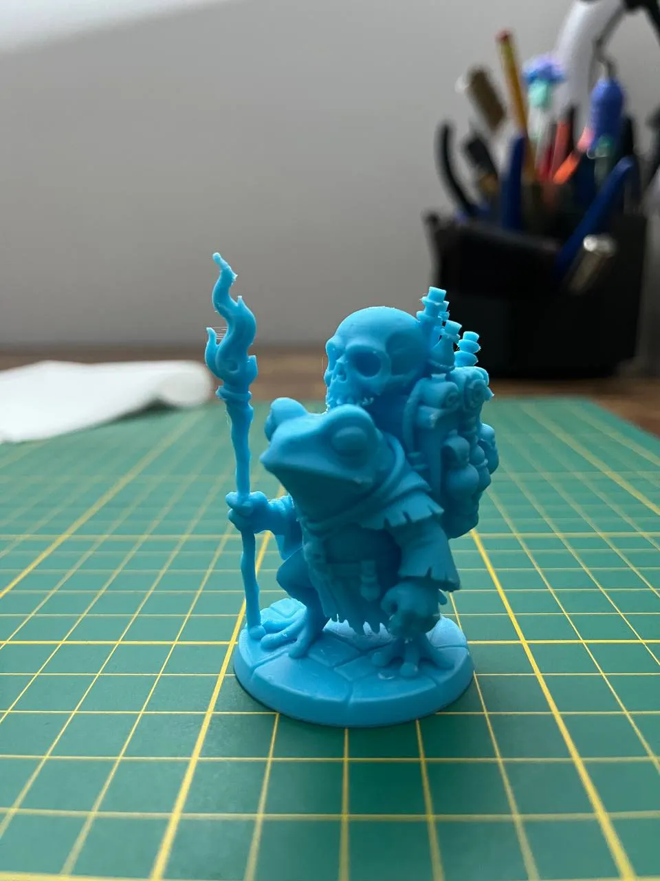 Frog negromancer miniature fantasy - Free 3D Print Model - MakerWorld