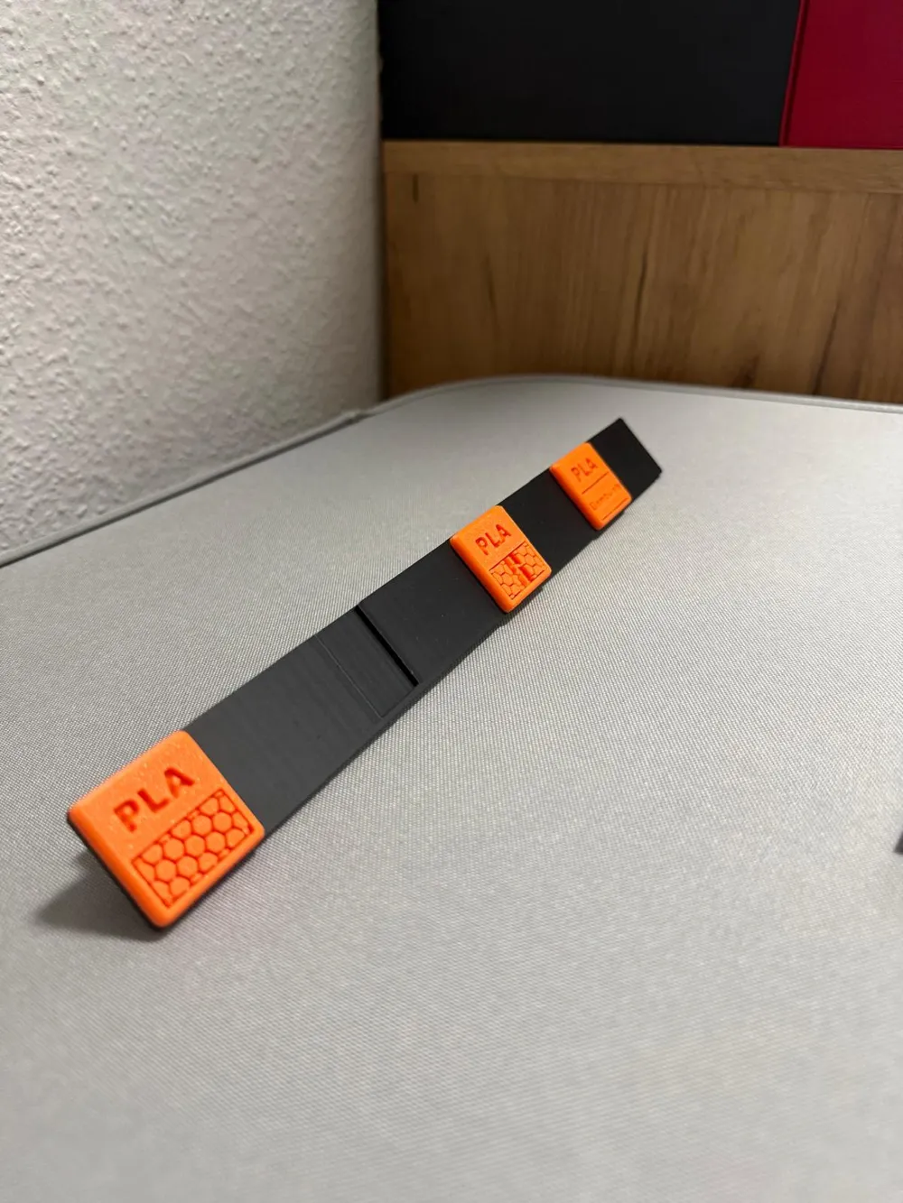 Filament Shelf Sample Holder - Free 3D Print Model - MakerWorld