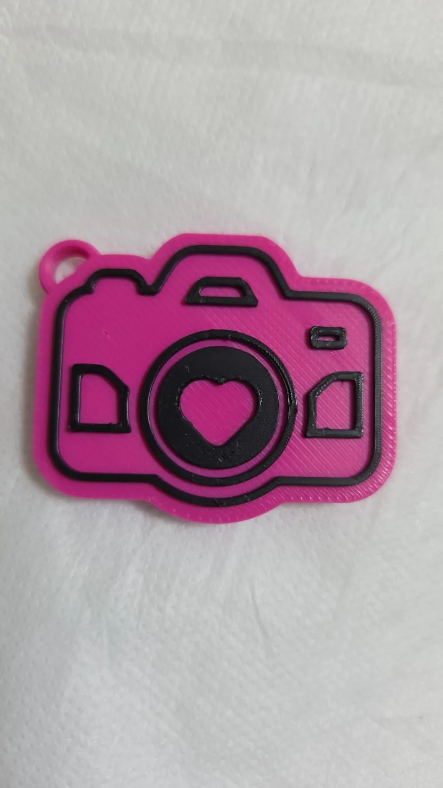 Camera keychain nfc by Emília AokiMakerWorld: Download Free 3D Models