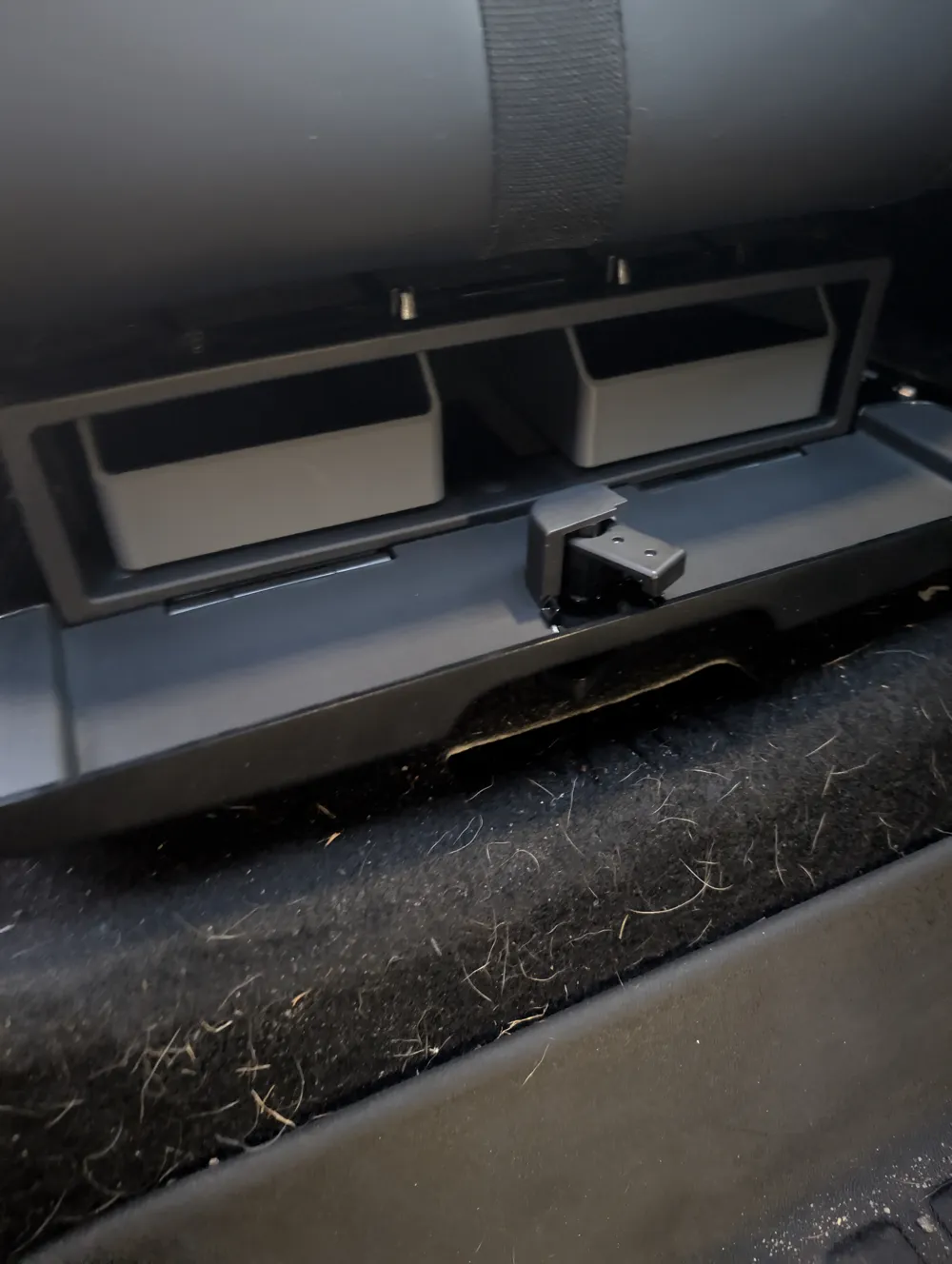Storagebox under seat Fisker Ocean by EllegaardMakerWorld: Download ...