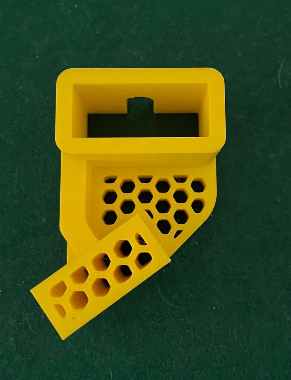 Anycubic Photon Mono M7 Pro Build-plate Hanger by Katzekoebieg ...