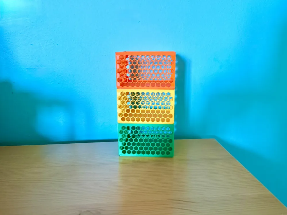 Honeycomb Stacking Box 80x80mm by MPdesign MakerWorld: Download Free 3D ...