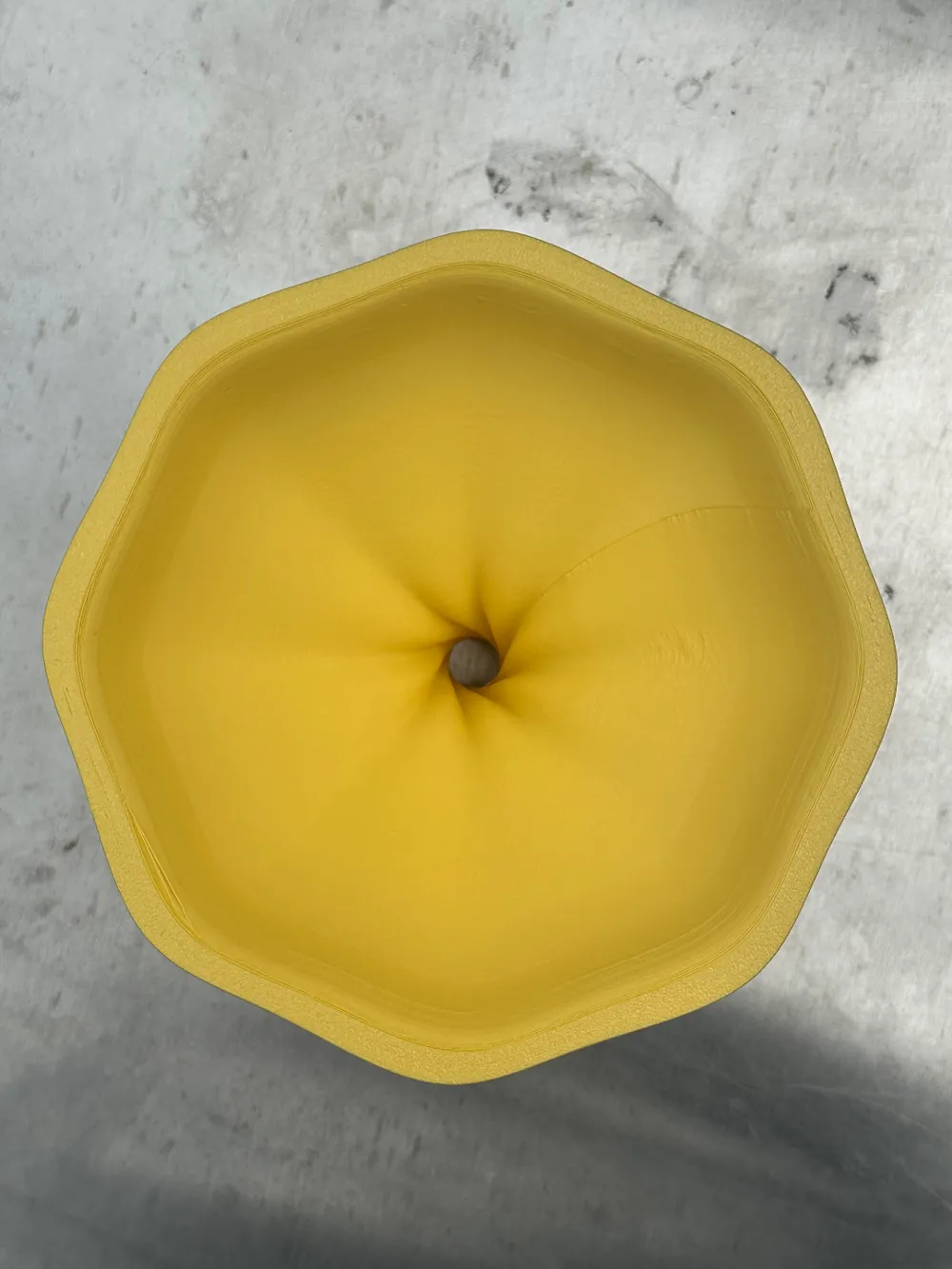 Spiralling funnel by Sander - MakerWorld