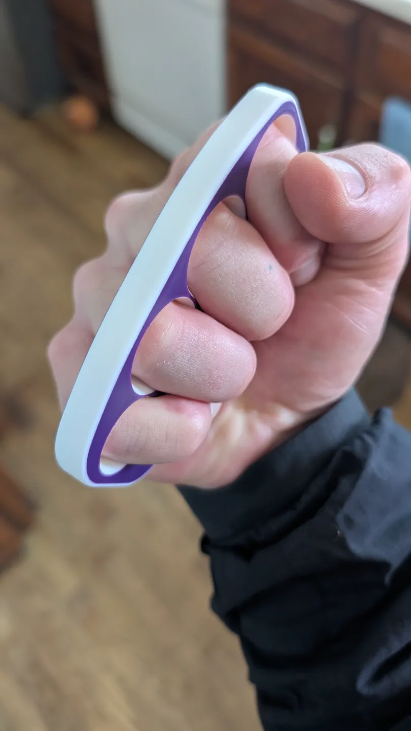 Brass Knuckles - Minimalist Asymmetrical for pinky by Jelly PanicMakerWorld: Download Free 3D Models