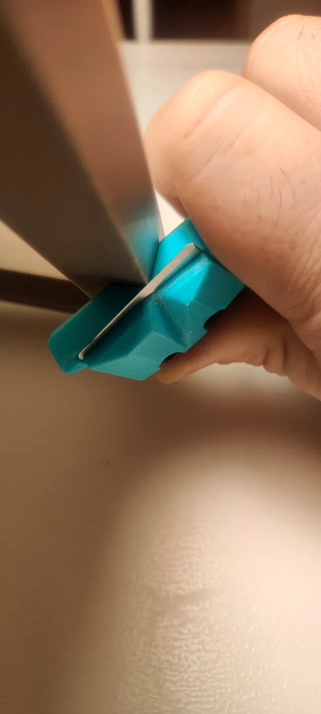 brimBlade – Deburring Tool w/ Bambu Scraper Blade by superGeometry ...