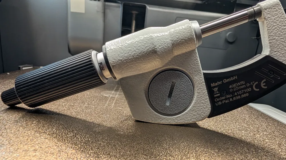 Battery cover for outside micrometer Mahr Micromar by SAS_ADI - MakerWorld