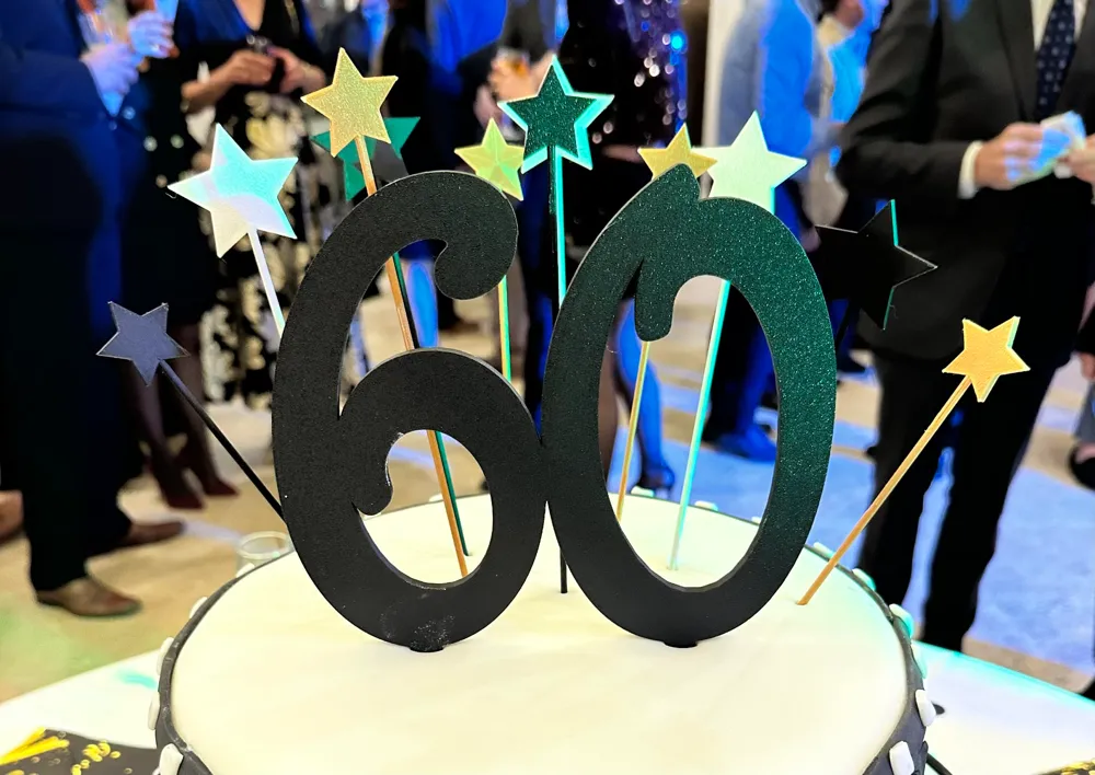 60 sixty cake topper by Ingridbugeja23 - MakerWorld