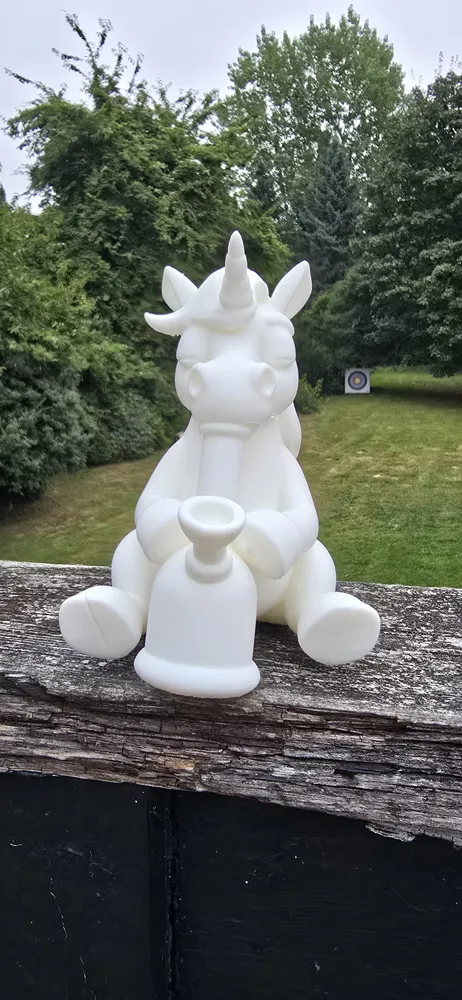 Unicorn with bong - Free 3D Print Model - MakerWorld