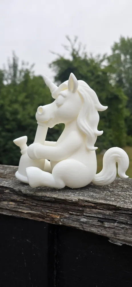 Unicorn with bong - Free 3D Print Model - MakerWorld