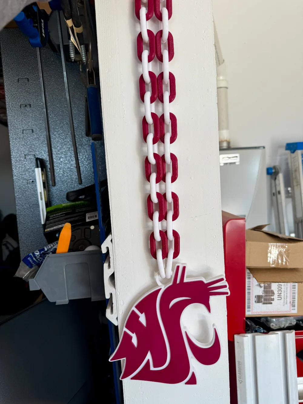 WSU Cougars oversized logo chain and sign by CTK 3D Printing - MakerWorld