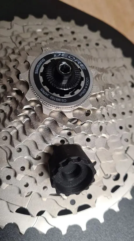 Shimano lock ring tool remove rear cassette chainr Remixed by fsprock ...