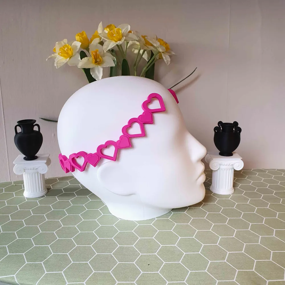 Couronne de la Saint-Valentin - Modèle d'Impression 3D Gratuit - MakerWorld