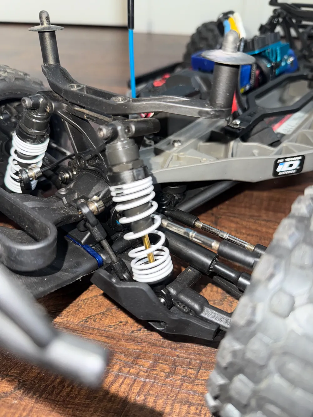Traxxas Big Bore Shock Retainer for Ultra Spring by ItsMeAidanYT ...
