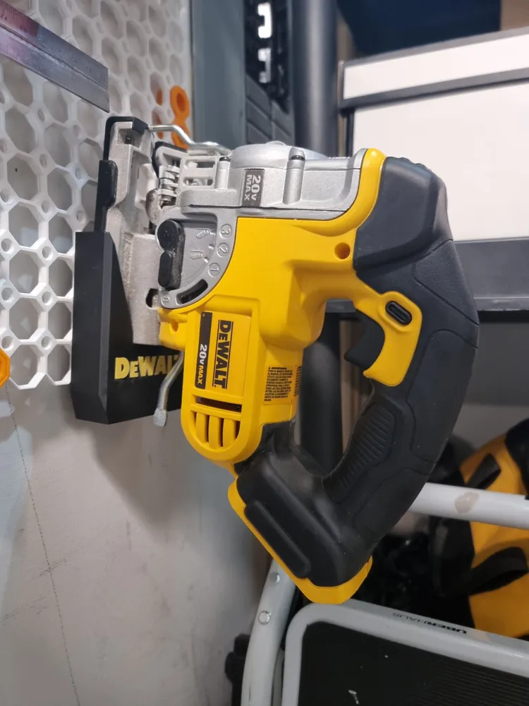 Dewalt DCS331 Holder for Multiboard - With Logo! - Free 3D Print Model ...