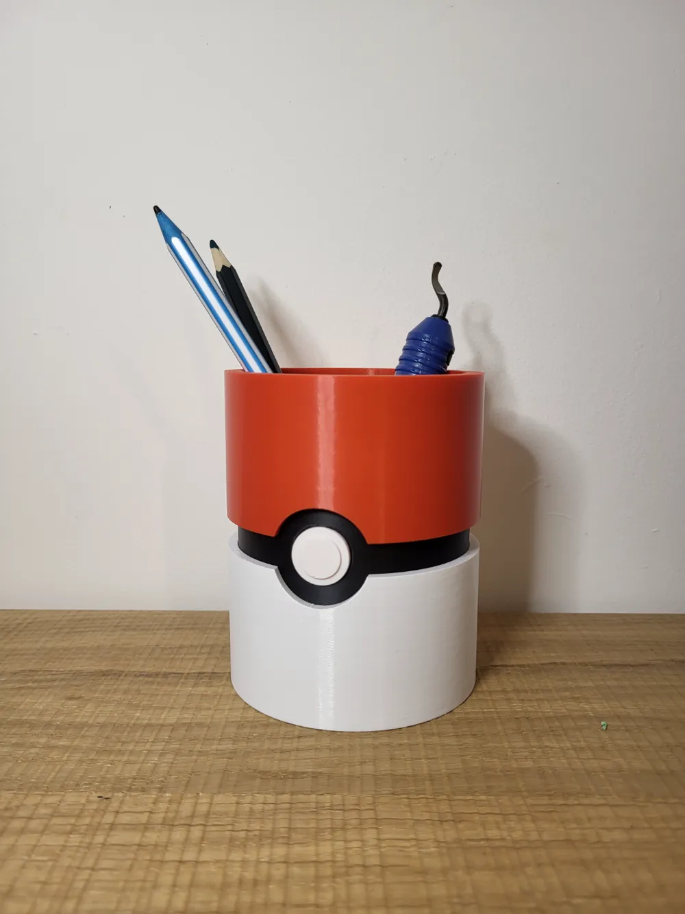 Pokeball Desk Tidy - Pokemon Themed Desk Tidy - Pen Holder - Free 3D ...
