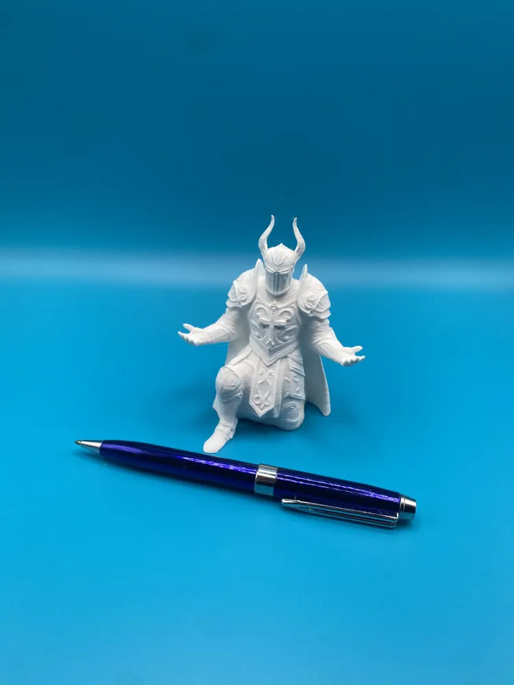 Compañero de escritorio guerrero por 3D_Ash MakerWorld: Descarga Modelos 3D Gratuitos