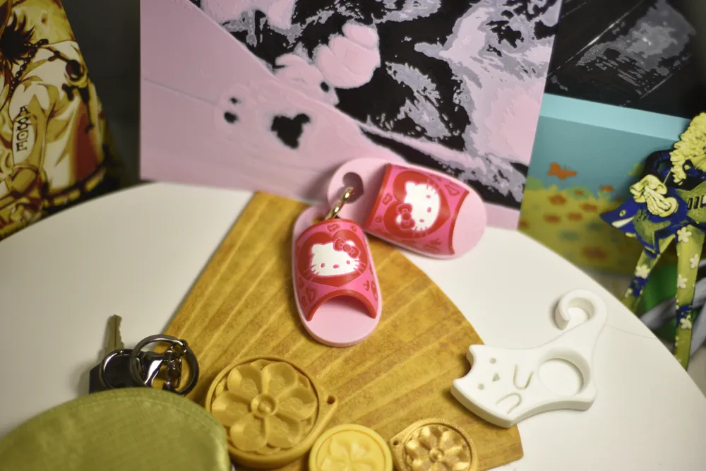 Hello Kitty Slipper Keychain hello kitty keyring by siya MakerWorld ...