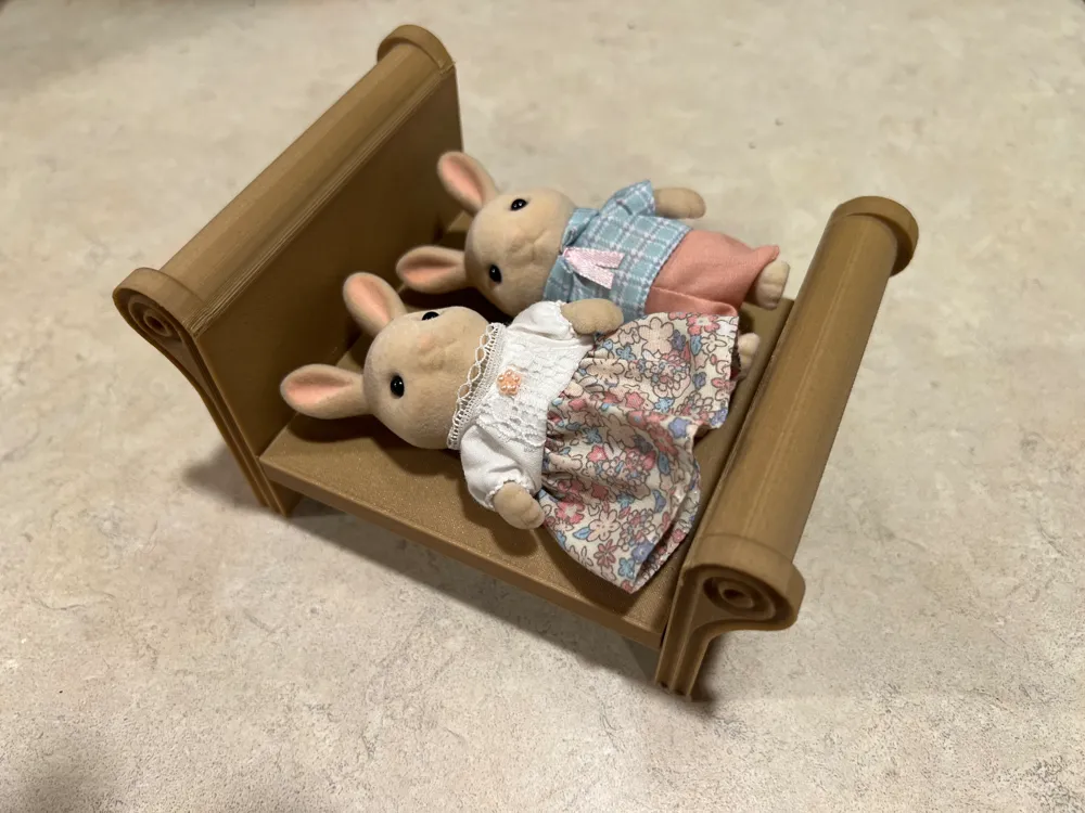 Calico Critters Doll Bed by haefeljm - MakerWorld