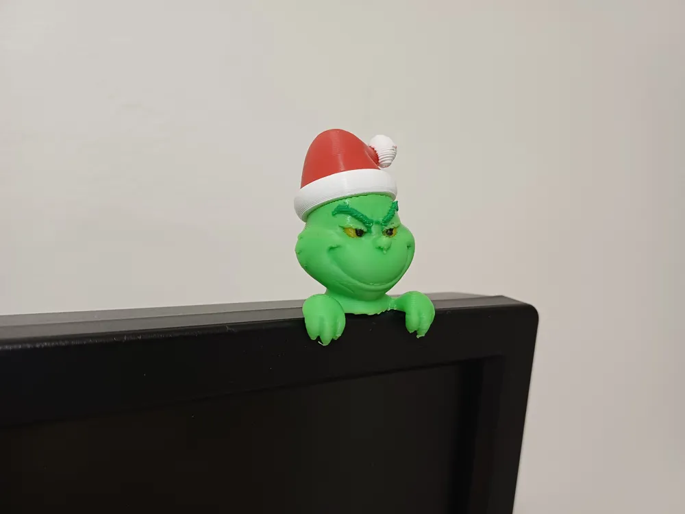 Grinch on monitor - Free 3D Print Model - MakerWorld