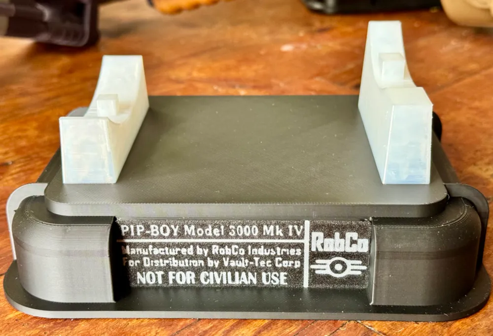 Pip-Boy 3000 Mk IV Stand and Placard for Fallout 4 Collector's Edition ...