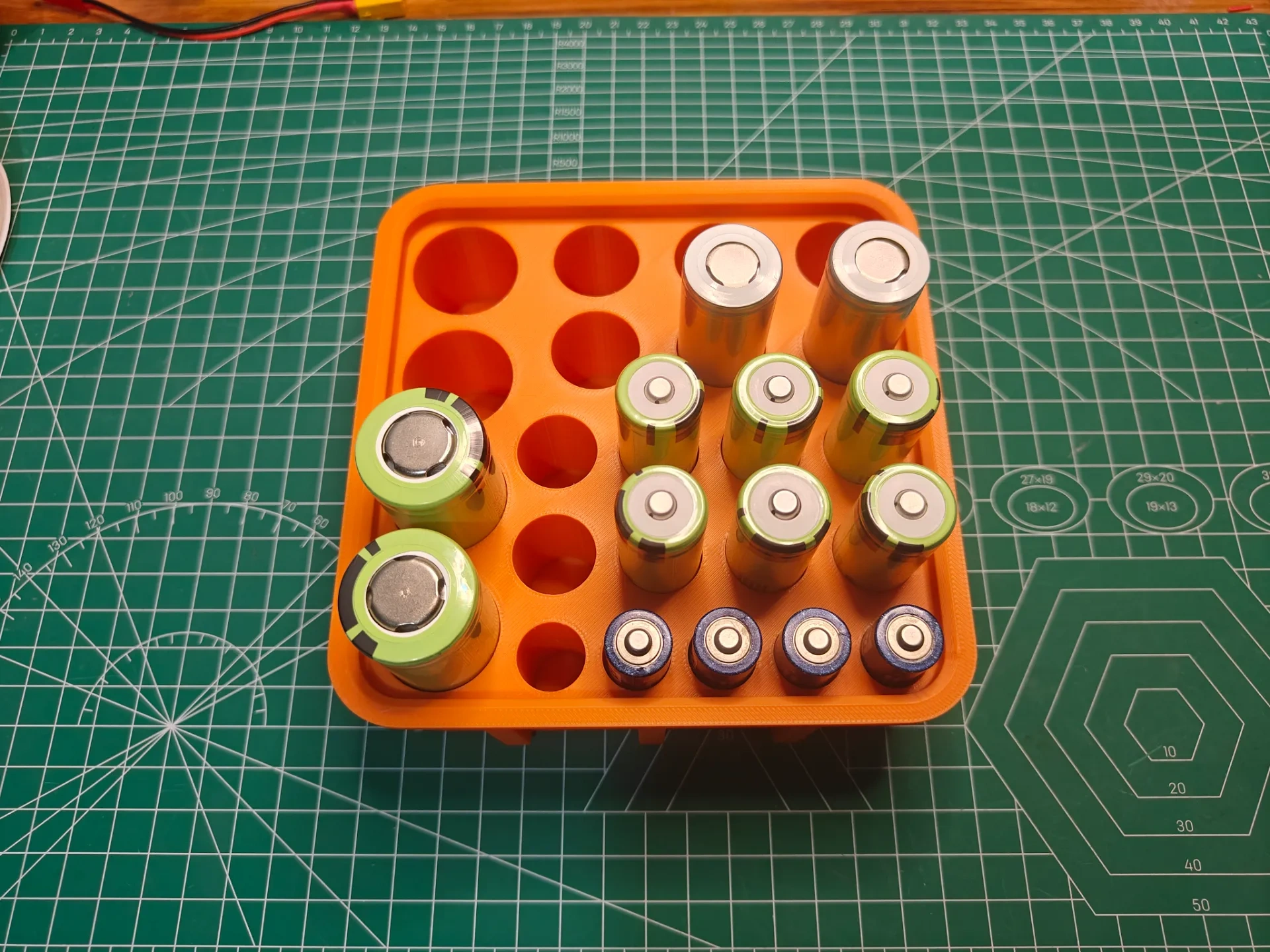 14500 18650 21700 26650 Battery Storage Box by user_805218337 - MakerWorld