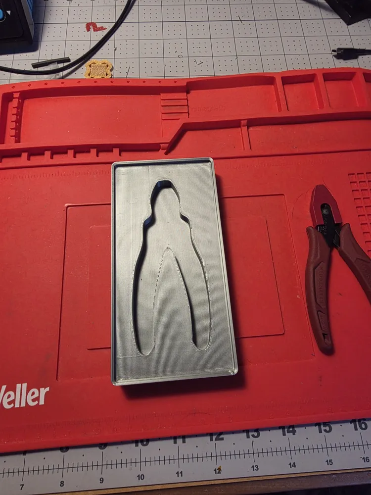 Gridfinity insert for Klein flush cutters - Free 3D Print Model ...