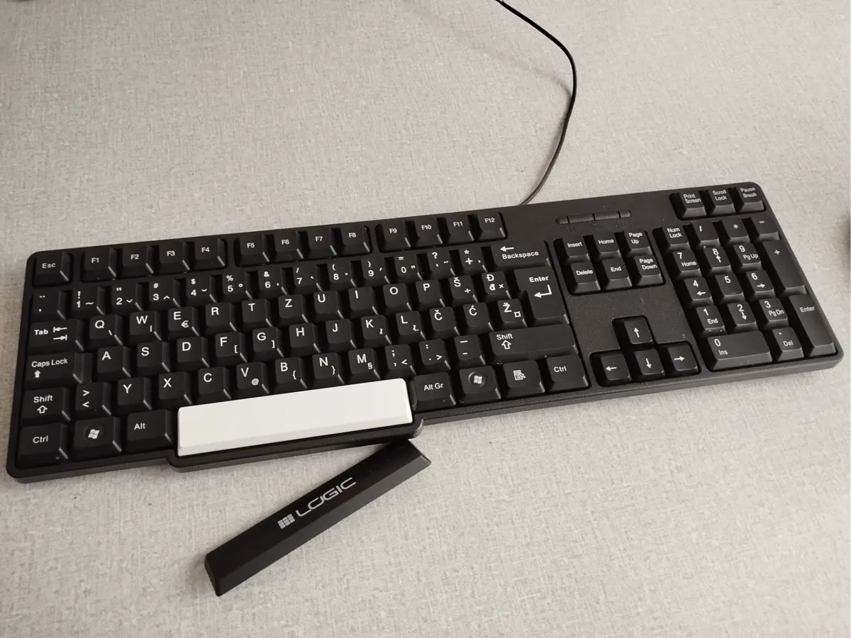 Keyboard spacebar (Logic 12-100) Custom Text - Free 3D Print Model ...
