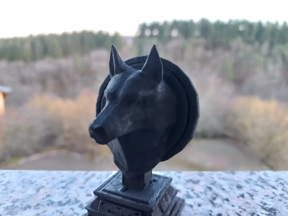 Wolf Head Trophy by user_259609779 - MakerWorld