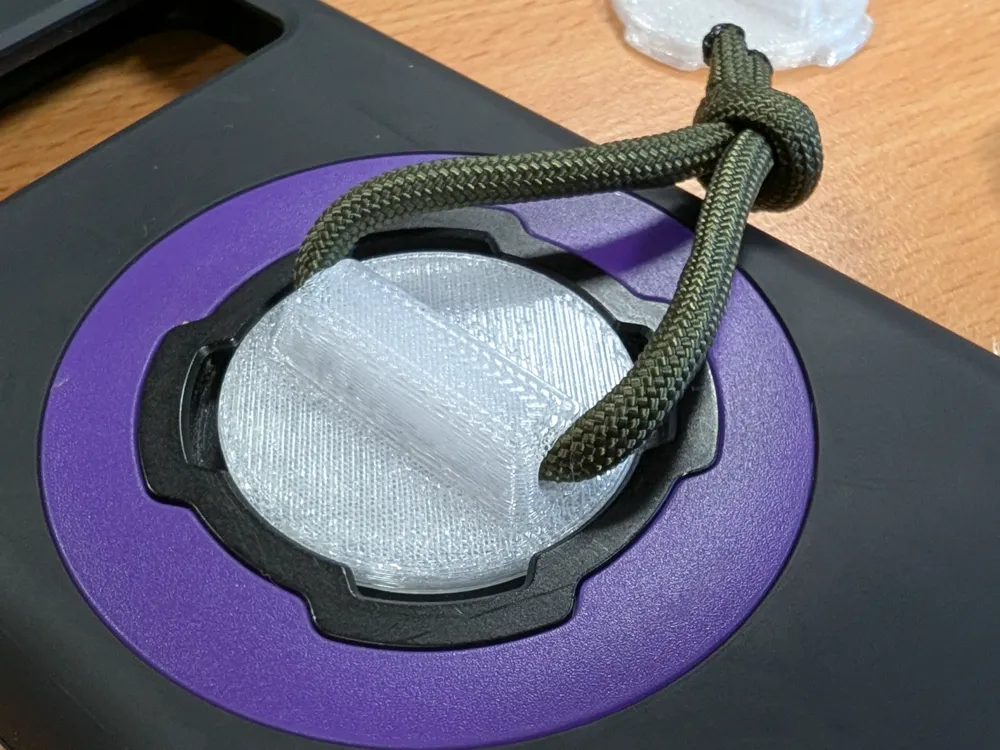 QuadLock Paracord Finger loop adapter by Ingenium - MakerWorld