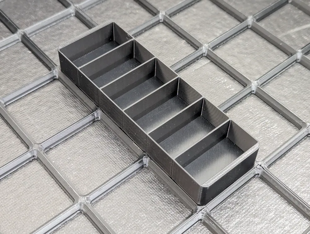 Razor Blade Holder - Gridfinity by Plastic Robot - MakerWorld