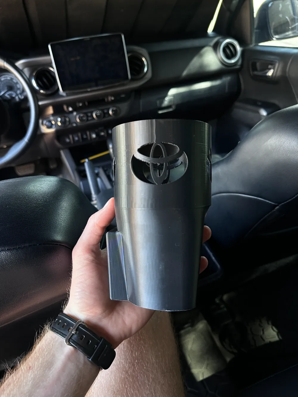 Nalgene Adapter for 3rd Gen Toyota Tacoma by Synthetix3D - MakerWorld