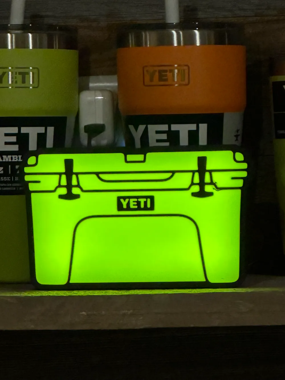 Yeti Cooler Lightbox by PRINTZILLA_420 - MakerWorld