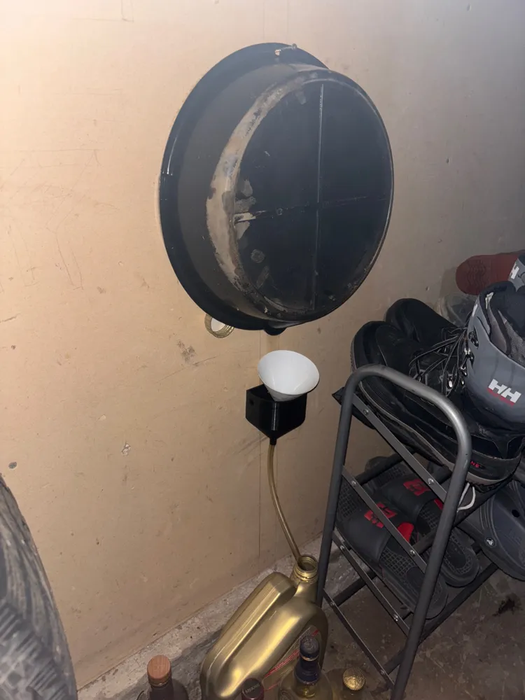 Oil pan / funnel for storage - Free 3D Print Model - MakerWorld