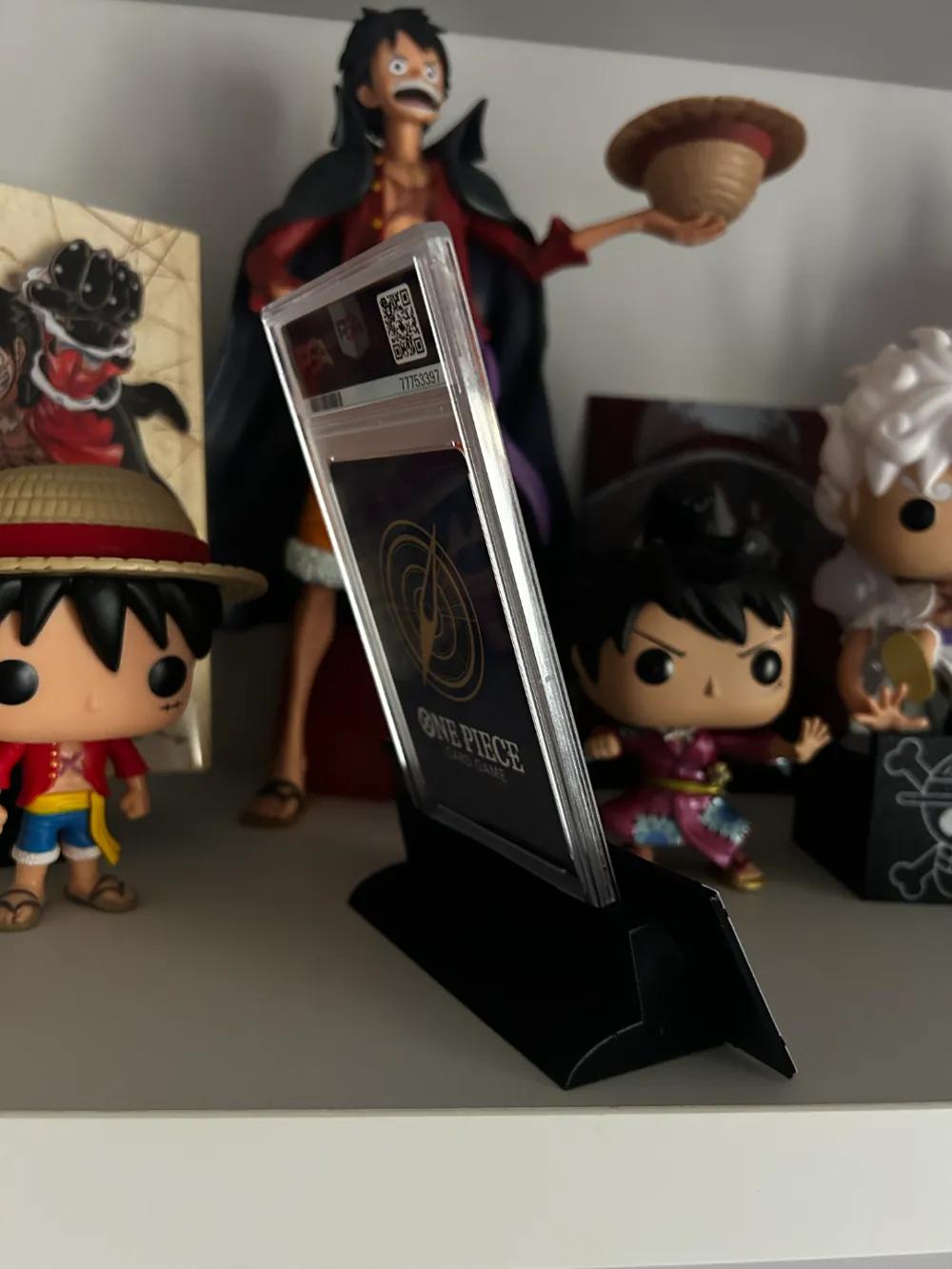 Stand graded card with logo One Piece by Skiok97MakerWorld: Download ...