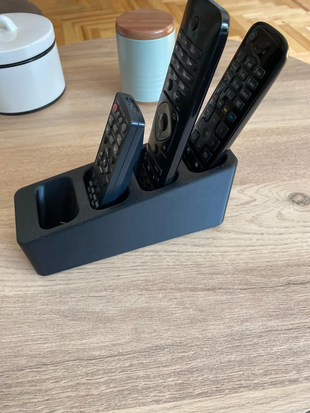 Stand for TV remotes by hexa550 MakerWorld: Download Free 3D Models