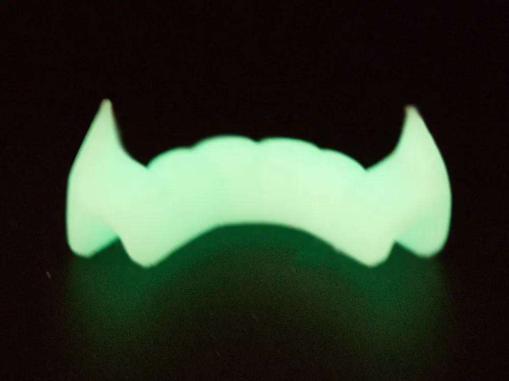 Halloween Vampire Teeth - Free 3D Print Model - MakerWorld