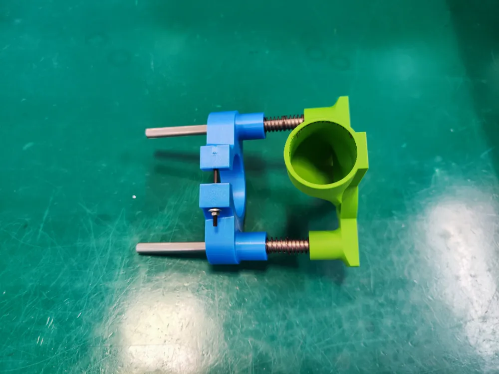 Drill guide with vacuum by Johnny is 3D printing MakerWorld: Download ...