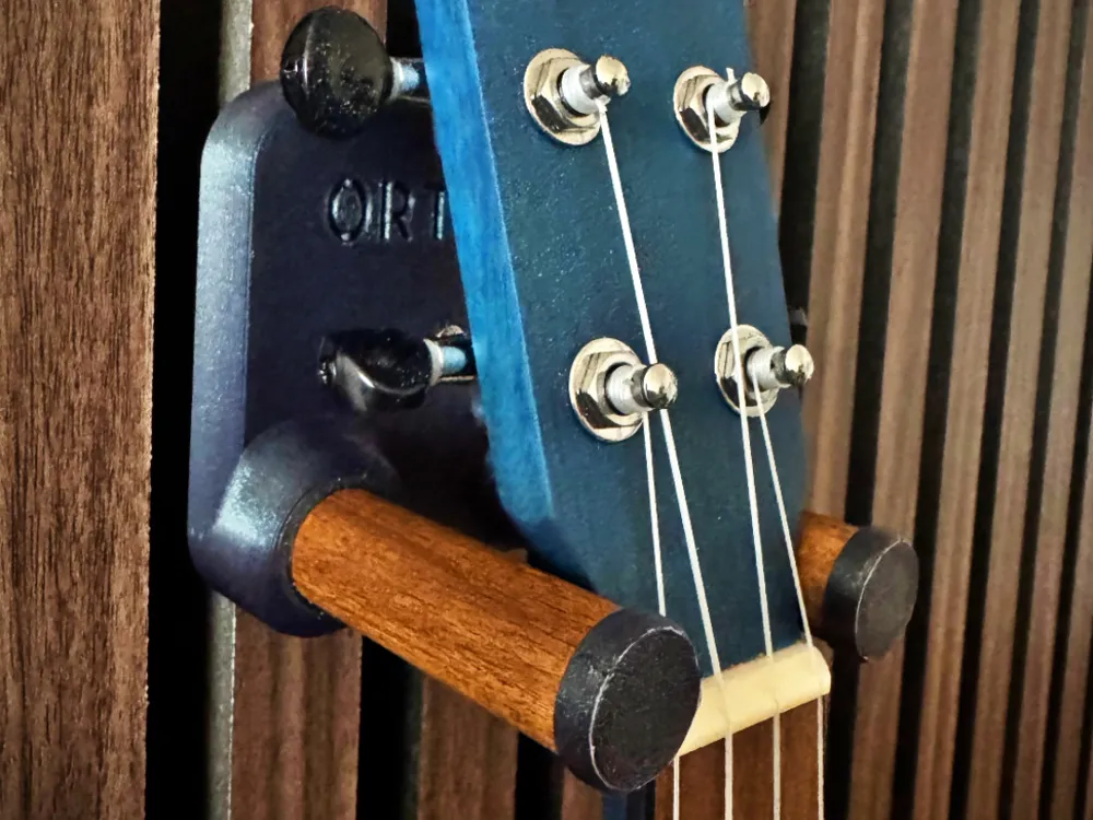 Ortega Ukulele Wandhalterung – Kostenloses 3D-Druckmodell – MakerWorld
