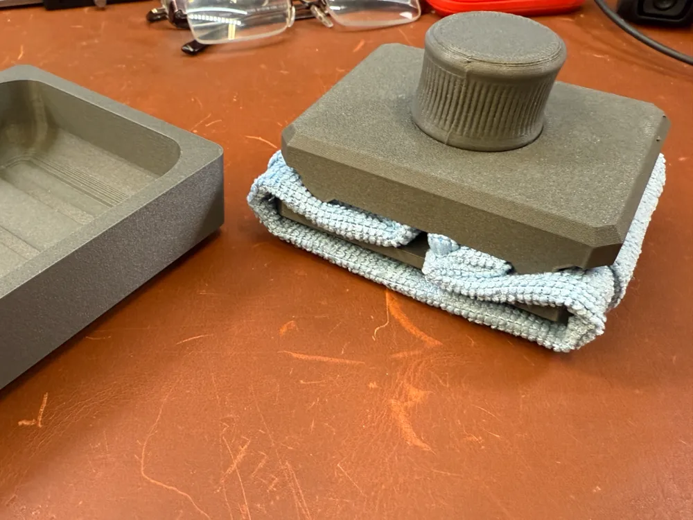 Microfiber Glass & Build Plate Cleaner by DaBear MakerWorld: Download ...