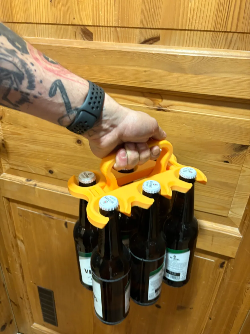 Beer Carrier / Beer holder Remixed by PatteSDHMakerWorld: Download Free ...