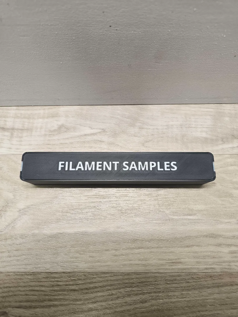 Filament swatches/samples box by Otahlu - MakerWorld