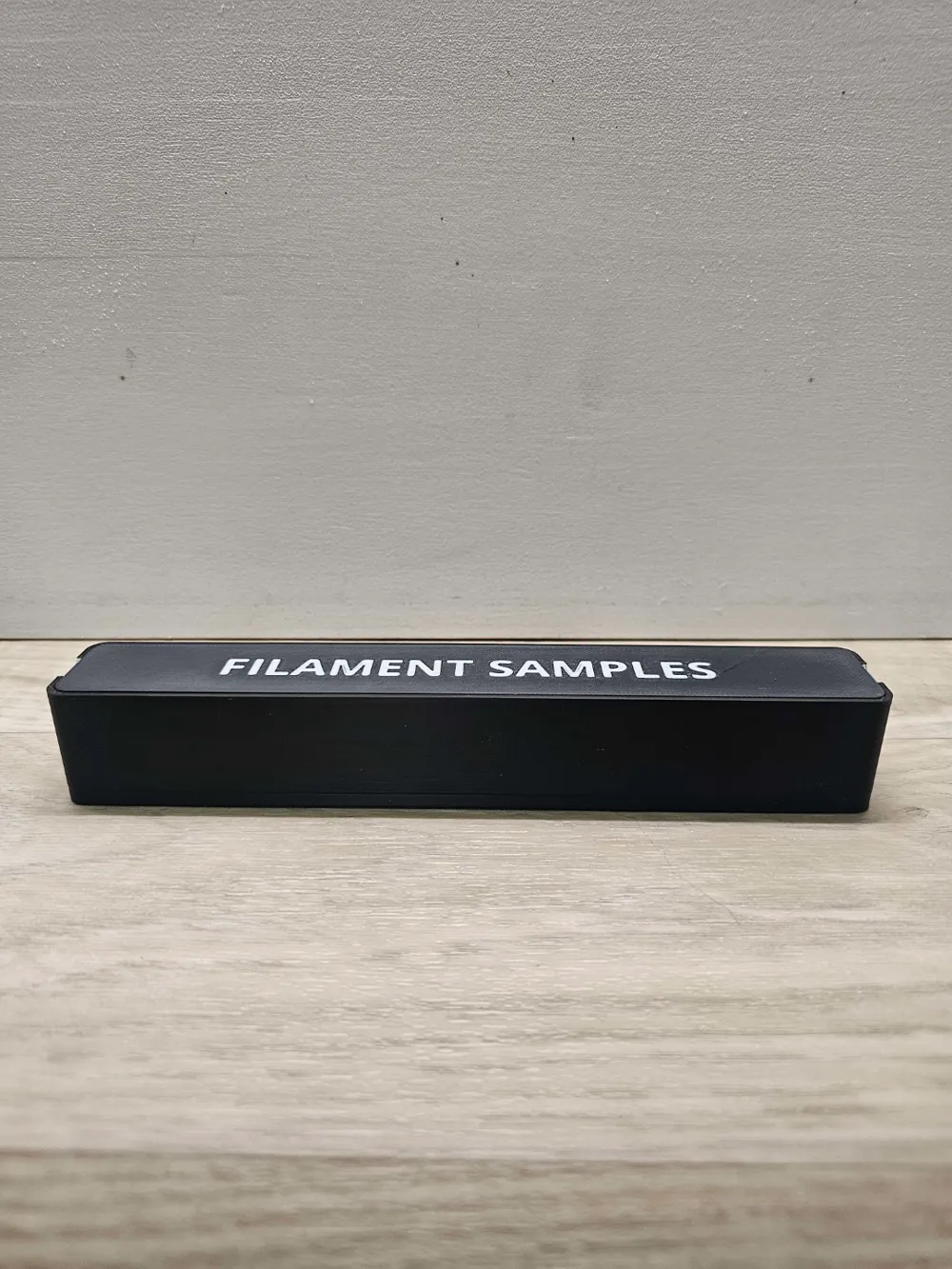Filament swatches/samples box by Otahlu - MakerWorld