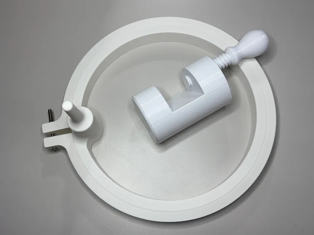 Embroidery hoop with table clamp - Free 3D Print Model - MakerWorld