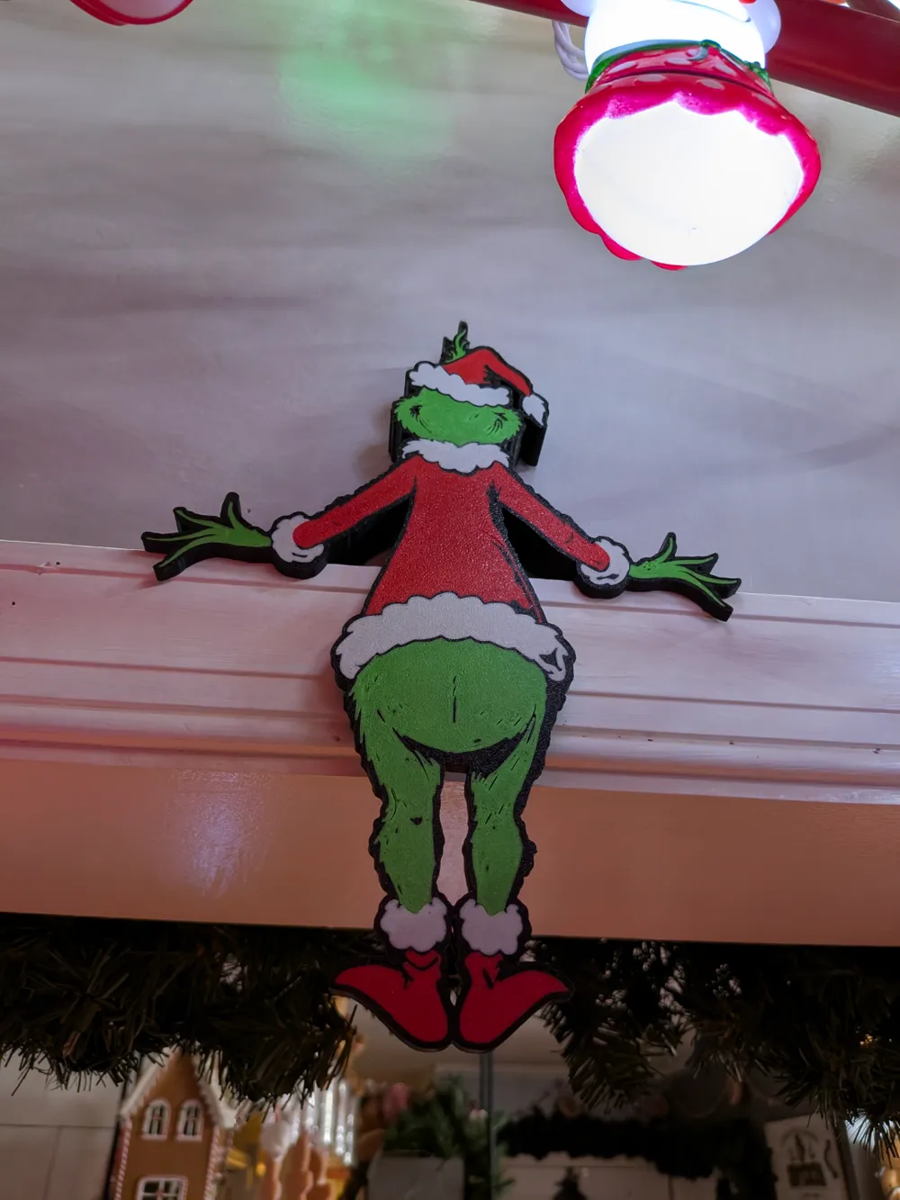 Grinch Climbing Mantel and Door Hanger by Austin314 MakerWorld ...